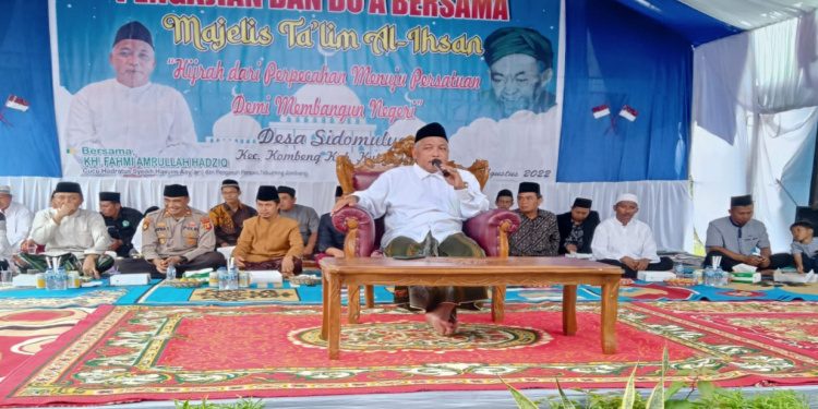 'MEMBUDAYAKAN SILATURRAHIM DIANTARA KITA' PESAN MORAL DARI KH. FAHMI ...